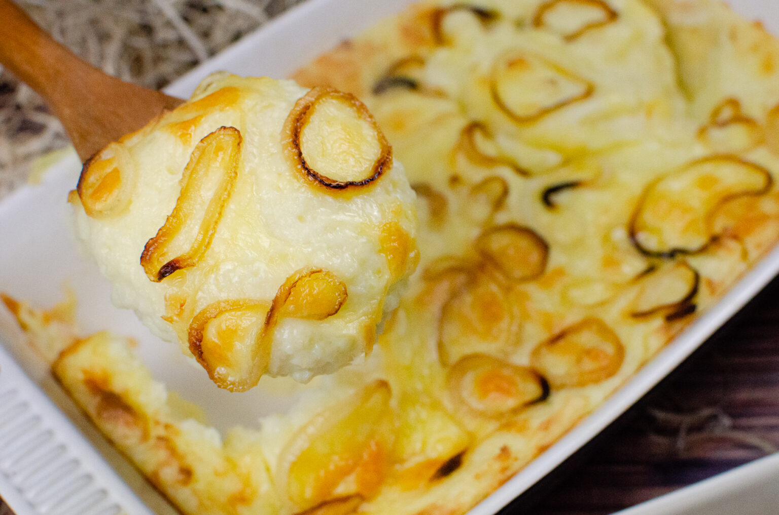 Cheese and Mashed Potato Pie - British Old School Dinner Recipe