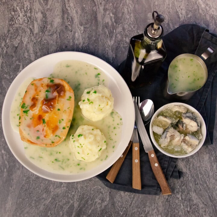 Pie Mash and Liquor - Homemade London Recipe by Flawless Food