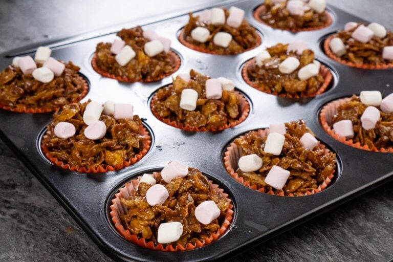 Chocolate Cornflake Cakes - Easy and Quick Recipe No Oven