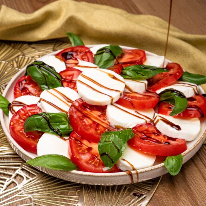Caprese Salad (Tomato and Mozzarella Salad) - Flawless Food