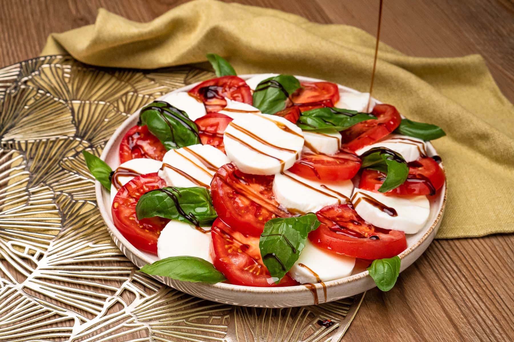 Caprese Salad (Tomato and Mozzarella Salad) - Flawless Food