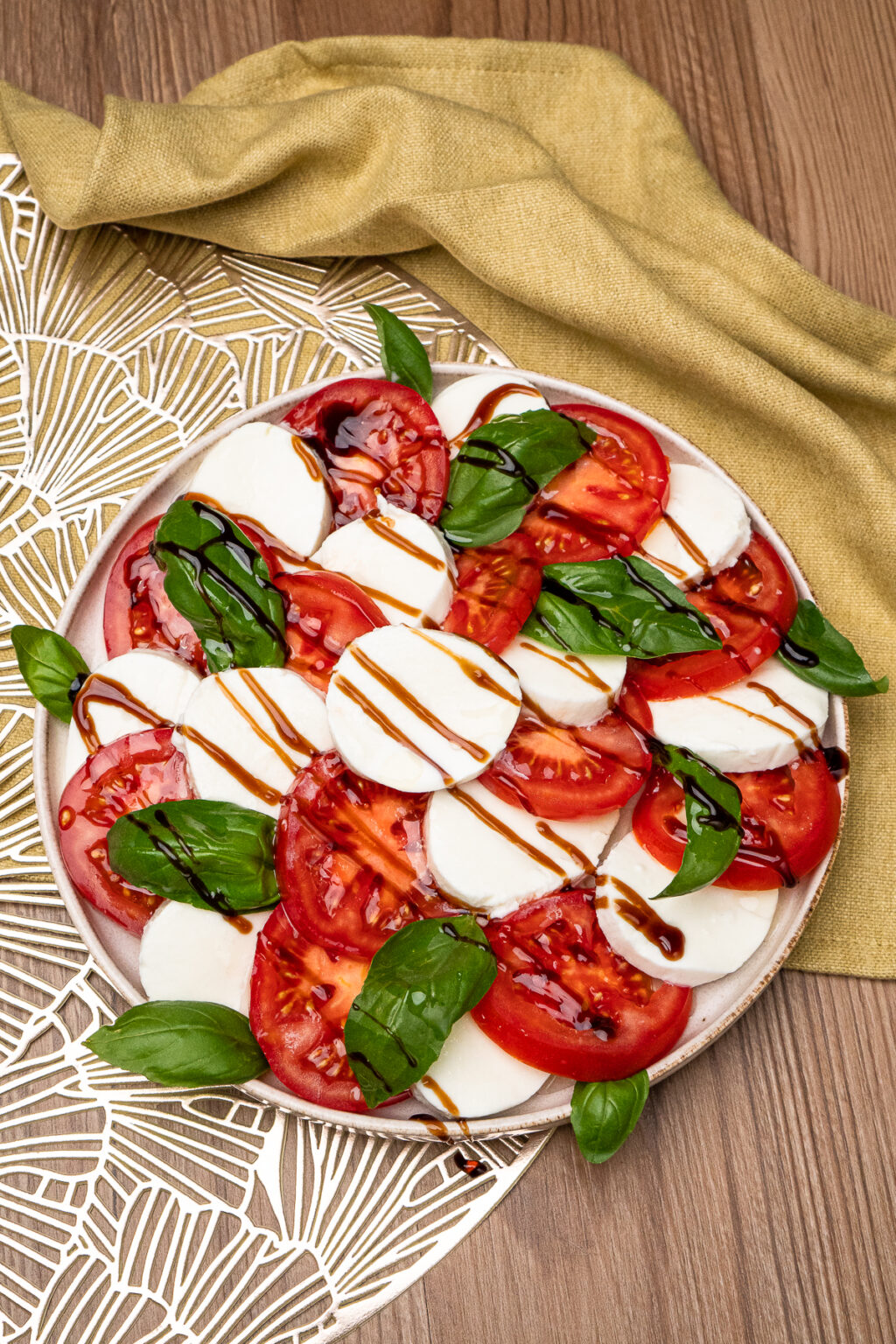 Caprese Salad (Tomato and Mozzarella Salad) - Flawless Food